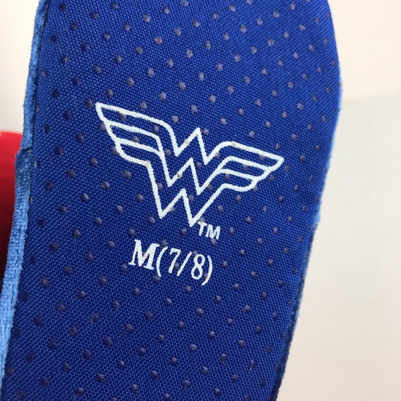 DC Comics | Shoes | Dc Comics Wonder Woman Little Girls Slippers | Poshmark